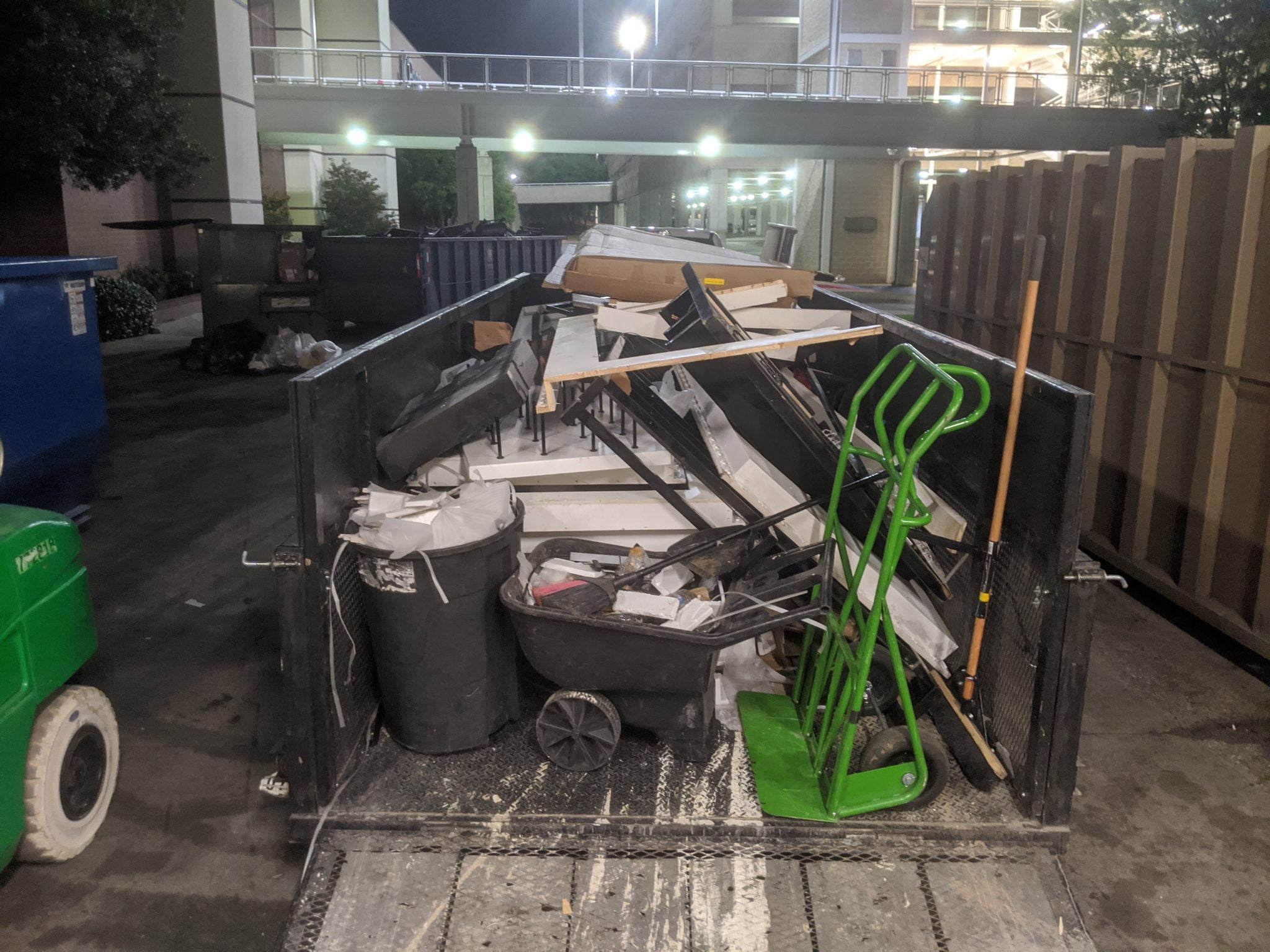 Superior Commercial Waste Collection | Mad Trash